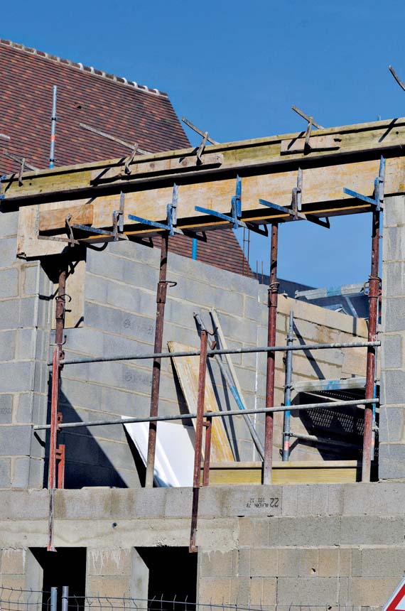 Chaînages et linteaux pour monter un mur - [THEMATIQUE]